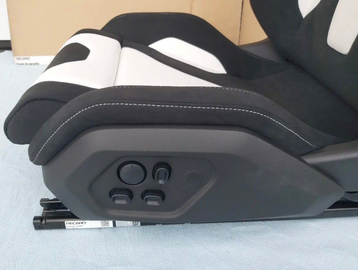 RECARO SPORT C RECLINER LEATHER WHITE / DINAMICA BLACK (5DR W/O HEAT R ...